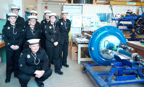 Sea Cadets visit the CERC Lab - CERC.OCEAN - Dalhousie University