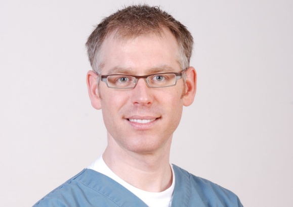 Interview with Dr. Chris Lee - Faculty of Dentistry - Dalhousie University