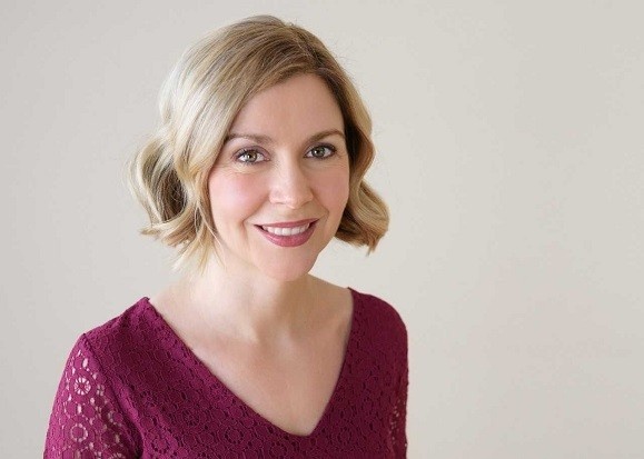 Dr. Anna MacLeod Receives National Funding to Explore Online Medical ...