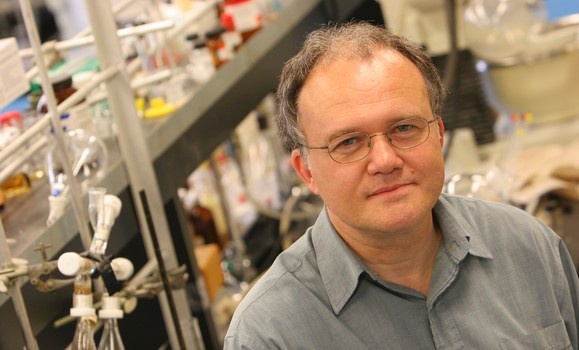 Working to stop Alzheimer's in its tracks - Dal News - Dalhousie University