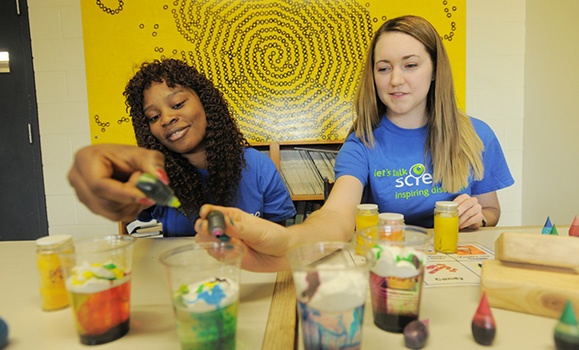 Dal students inspire future scientists - Dal News - Dalhousie University