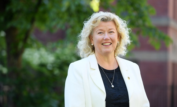 Meet the leadership team: Alice Aiken, vice‑president research and ...