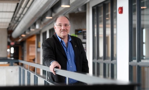 Meet the Leadership Team: Andrew Rau‑Chaplin, Dean of Computer Science ...