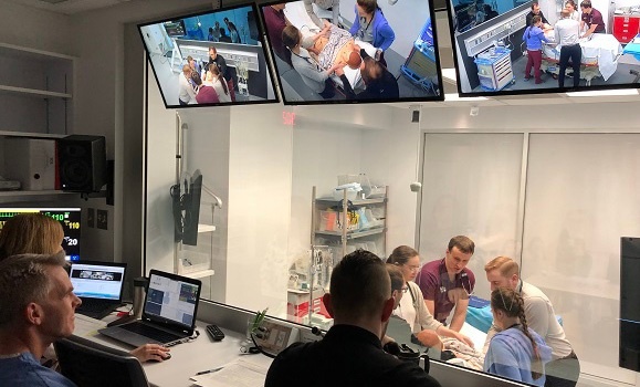 Simulation‑based education: Bringing theory and practice together - Dal ...