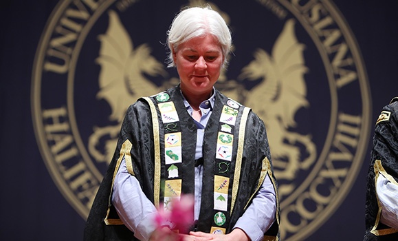 Dress code, flexible: A presidential robe reimagined in time for ...