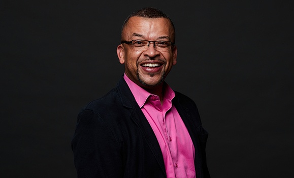 ‘Research knows no borders’: Physics prof recognized for leadership and ...
