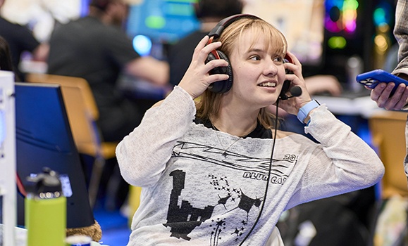 Dal launches first female and gender‑non‑conforming varsity eSports ...